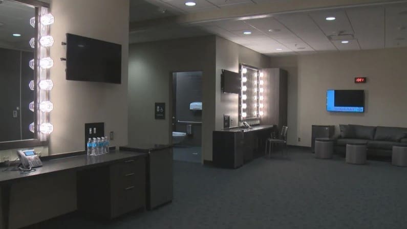 Edmonton Oilers Performers Dressing Room | Belfer Lighting